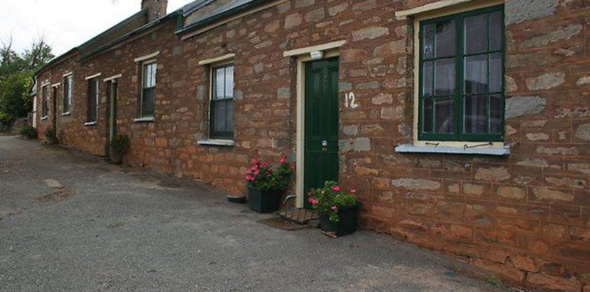 Emma Tiver Historic Cottage - Burra South Australia Accommodation